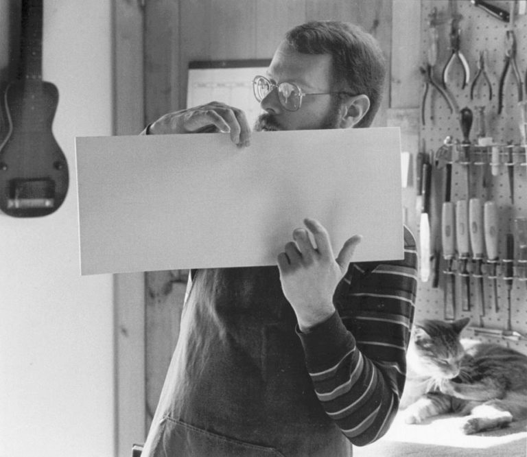 The Big Red Book of American Lutherie Volume Two – Guild of American ...